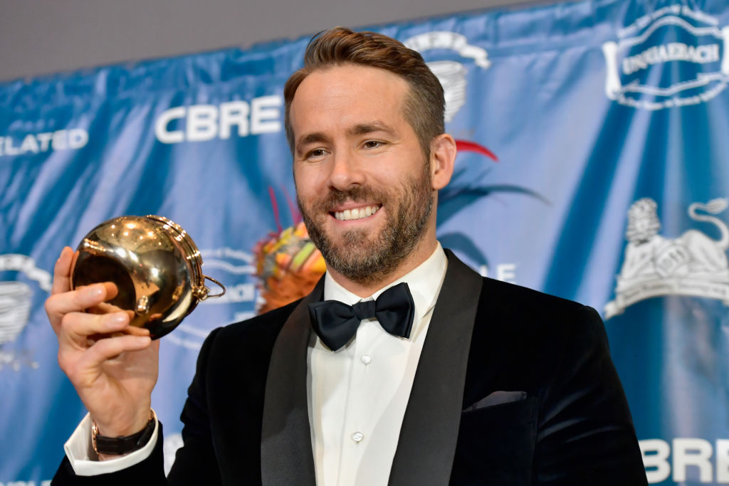 Ryan Reynolds fisico scultoreo da supereroe