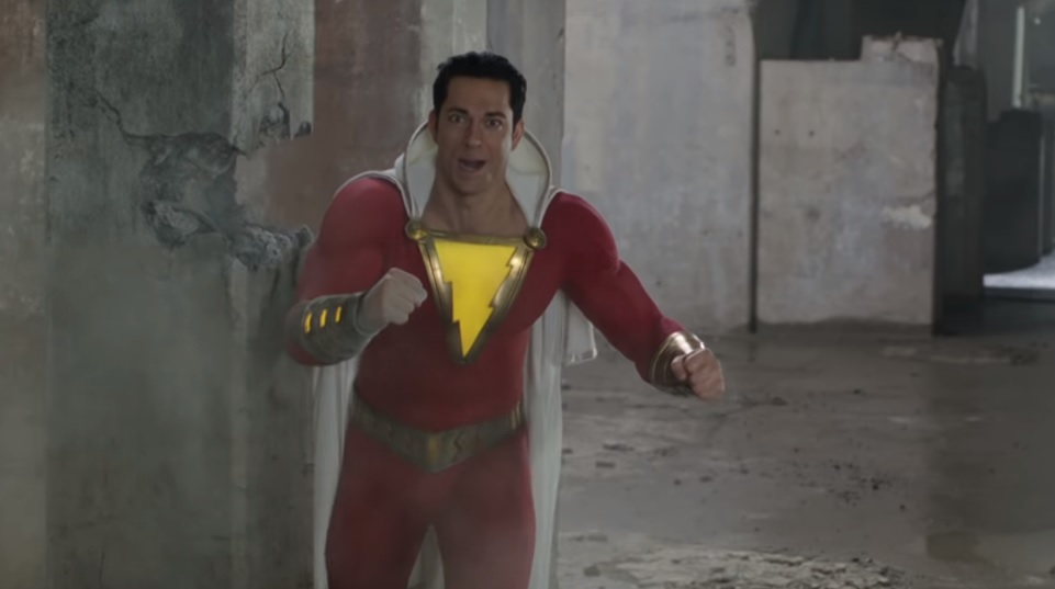 Comic-Con 2018: Zachary Levi mostra i suoi superpoteri nel trailer di ...