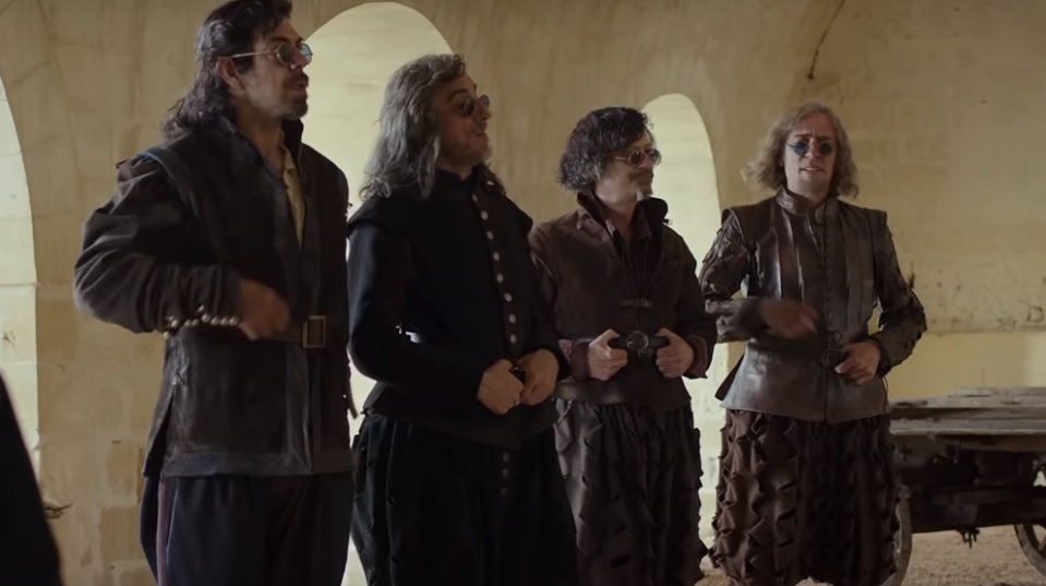 Moschettieri del Re: Favino, Mastandrea, Papaleo e Rubini nel trailer ...