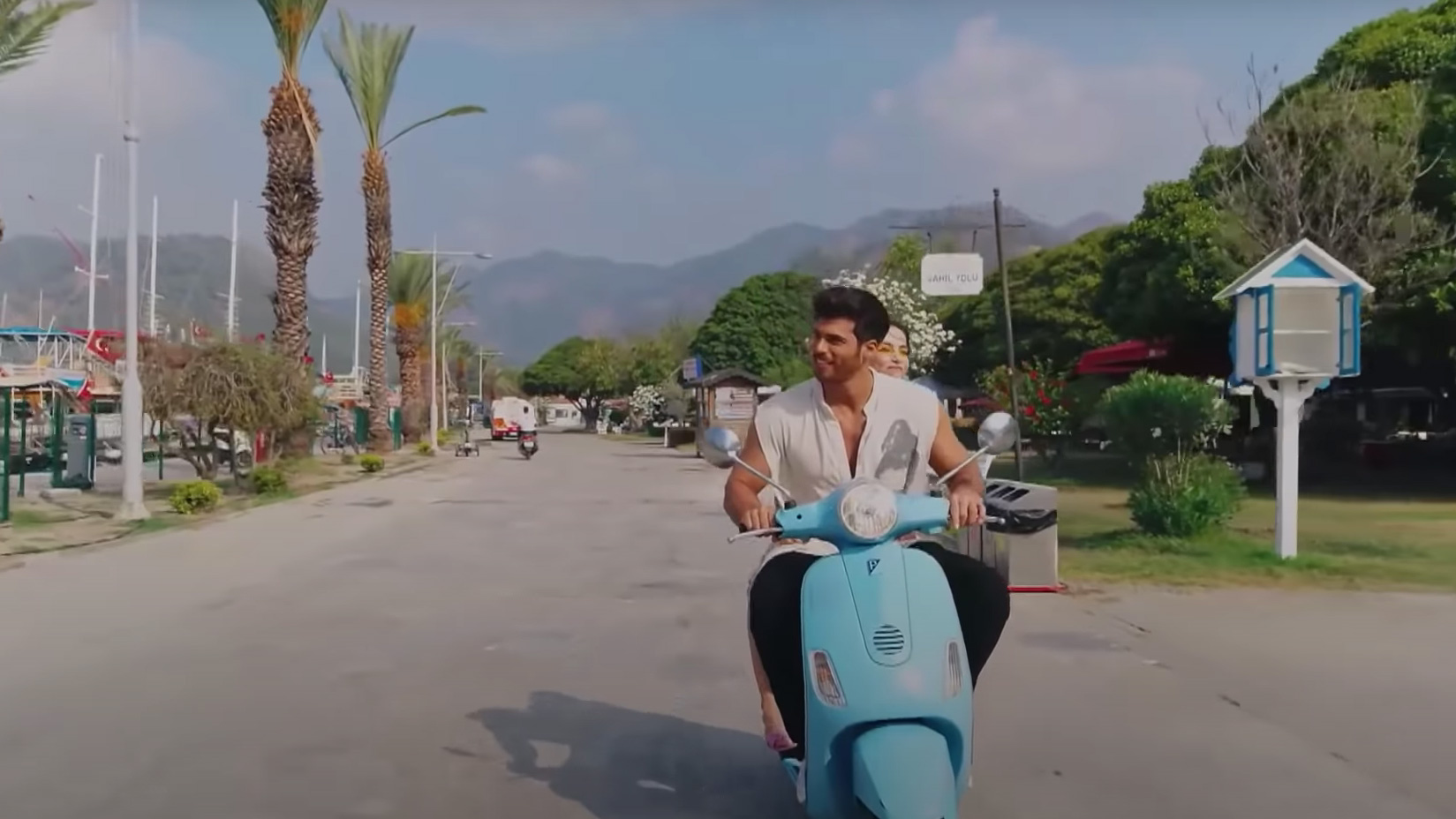 Bay Yanlis: di cosa parla e dove vedere la nuova serie Tv con Can Yaman