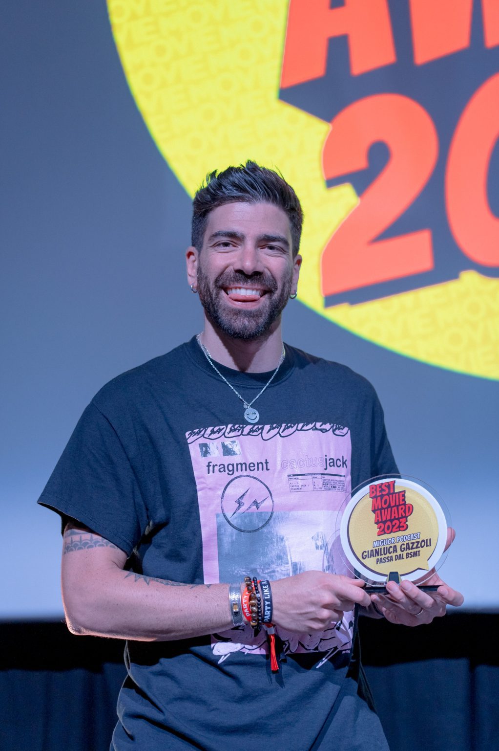 Gianluca Gazzoli racconta segreti e dietro le quinte del podcast Passa ...