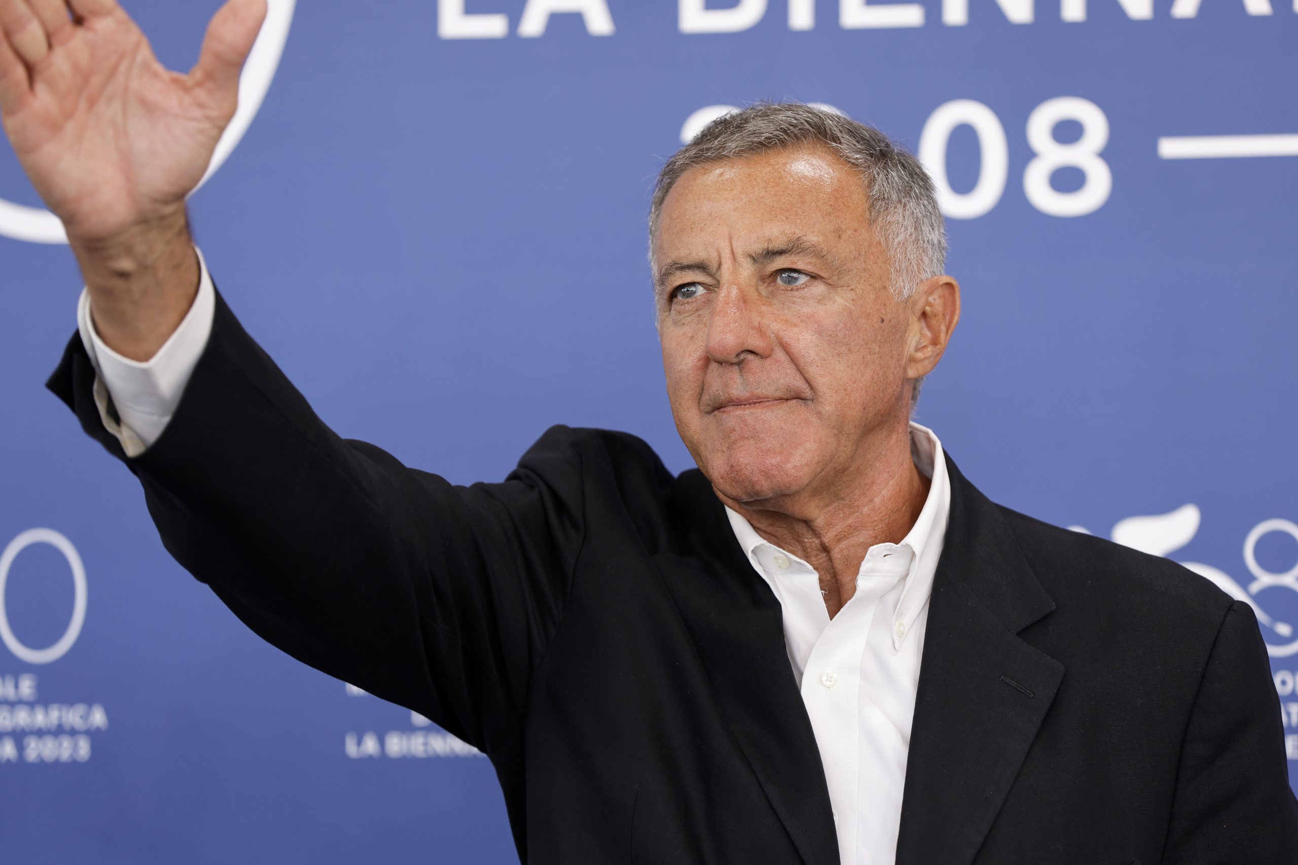 The Palace: il cinepanettone di Roman Polanski è servito! Il nostro ...