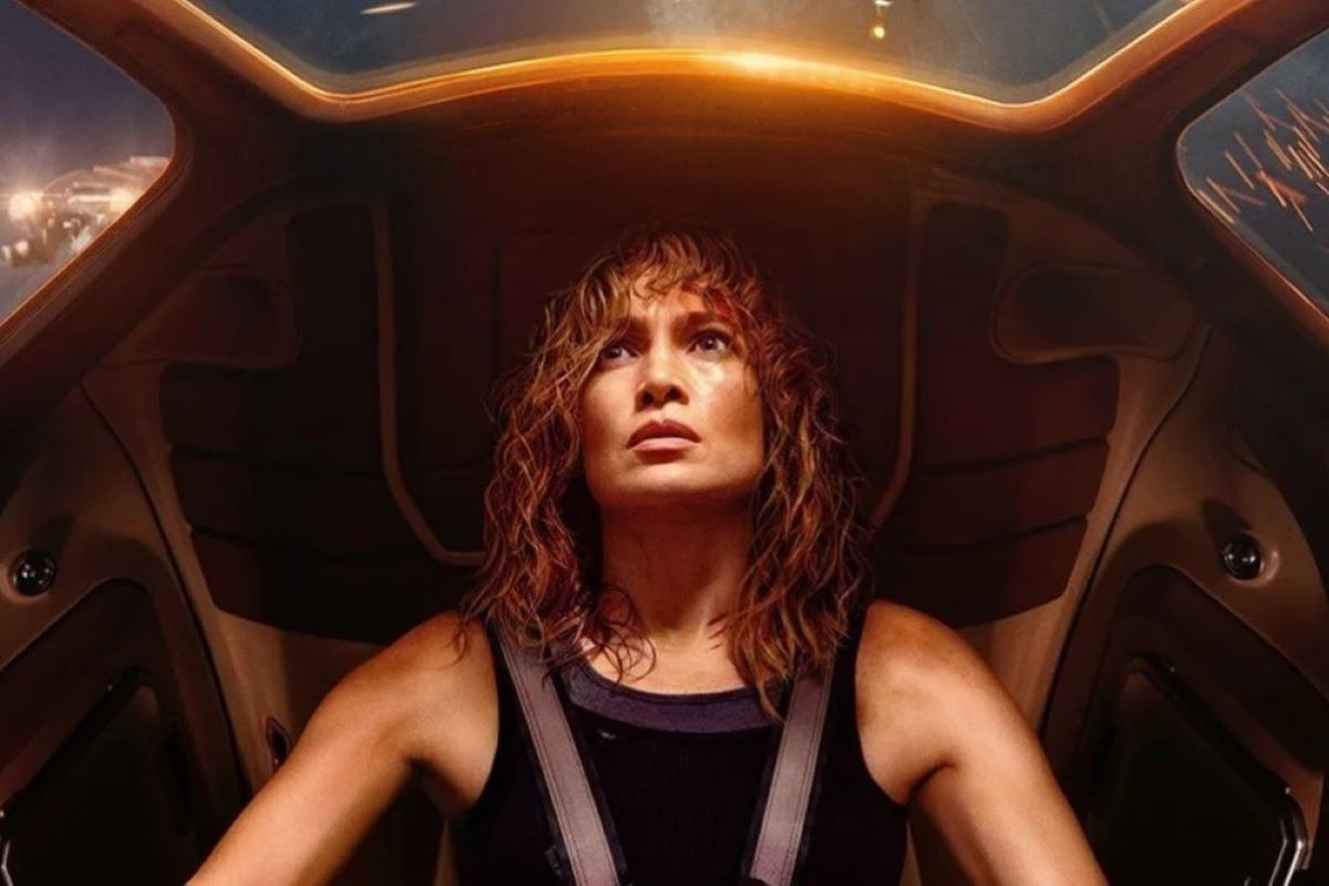 Atlas, Jennifer Lopez è pronta a tutto nel primo trailer del nuovo film ...